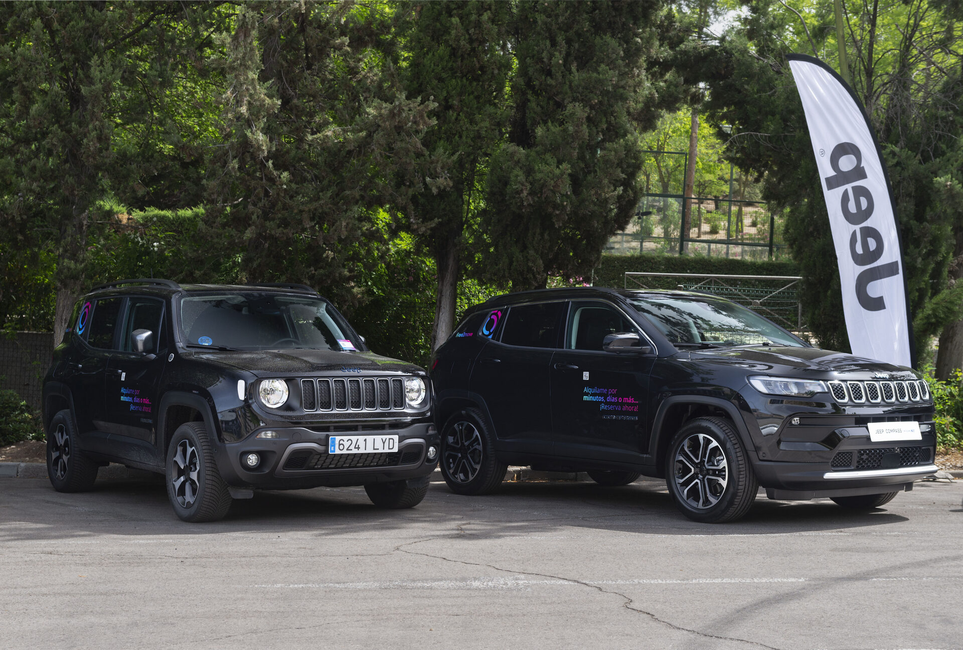 Free2Move añade 150 Jeep Renegade y Compass 4xe a su flota de ...