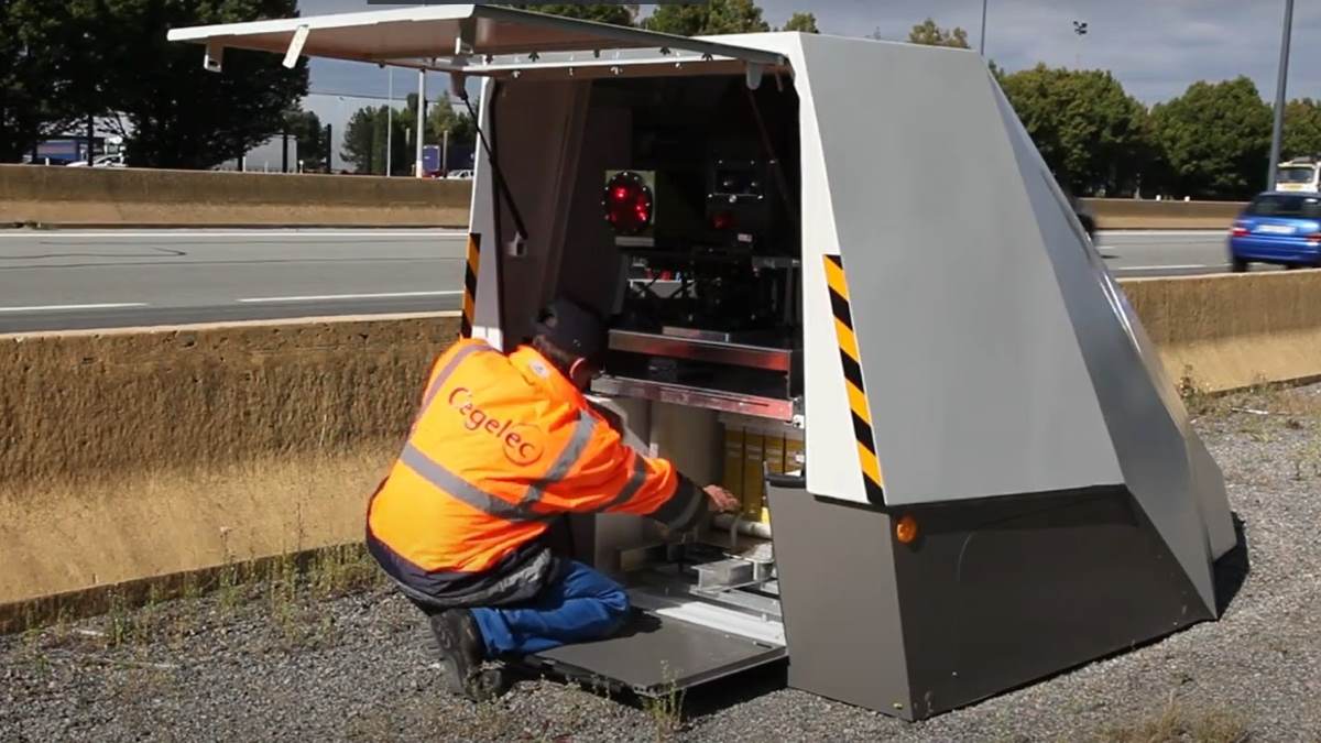 Una nueva ocurrencia para multar por exceso de velocidad: meter los ...